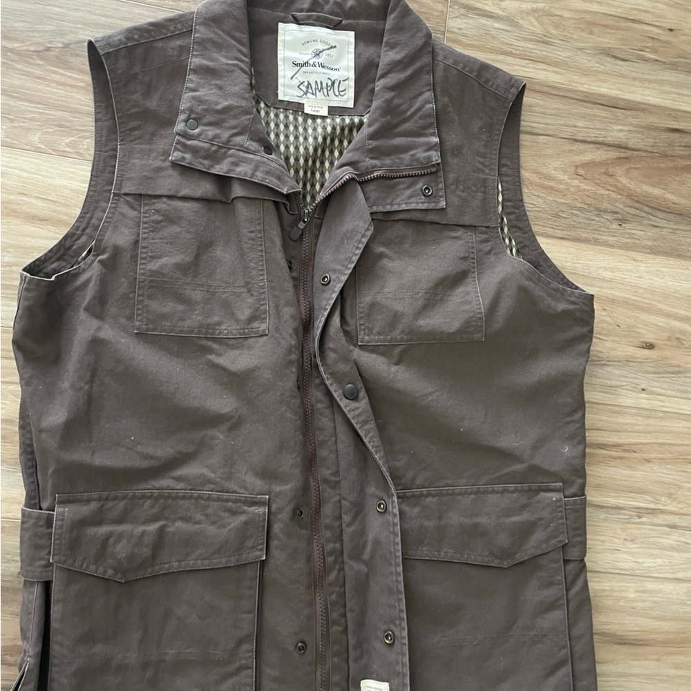 Genuine Smith & Wesson Vest - Sample Sale - Gem